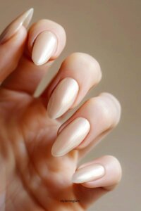 37 Summer Neutral Nails You Can Recreate Easily