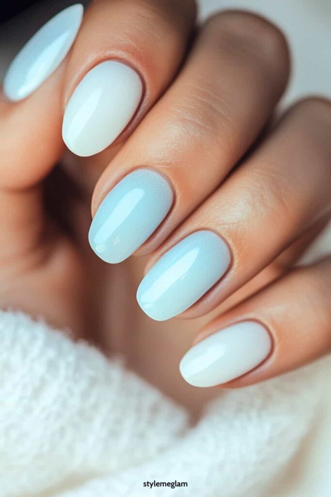 35 August Nail Ideas & Colors (Late Summer Nails)