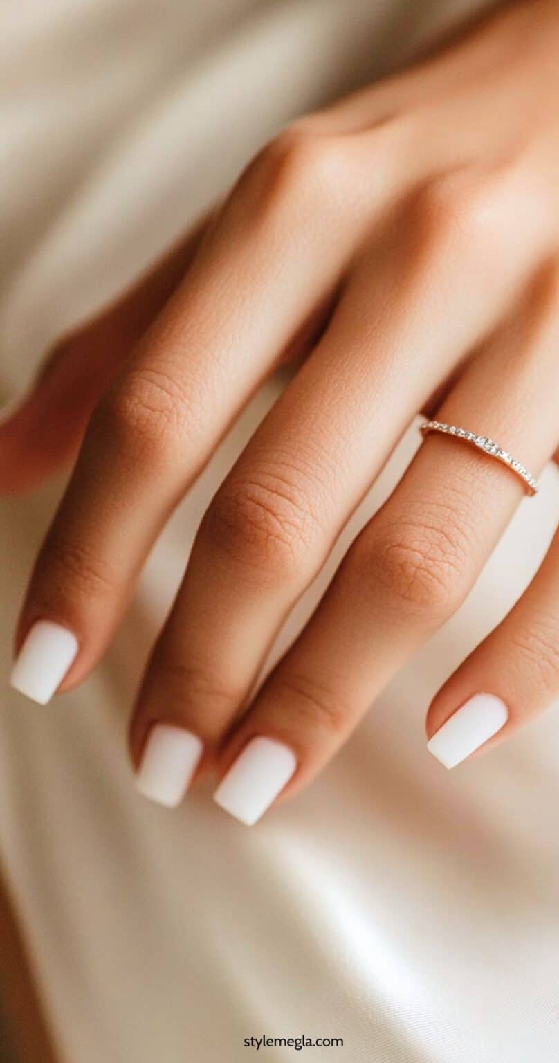 Trendy November Nails to Try This Fall Season