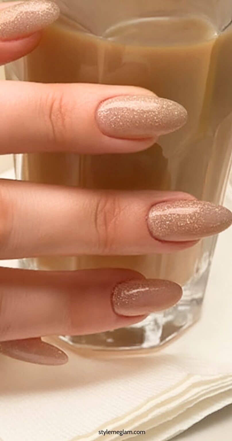 13 Classy & Chic New Year's Eve Nails to Copy