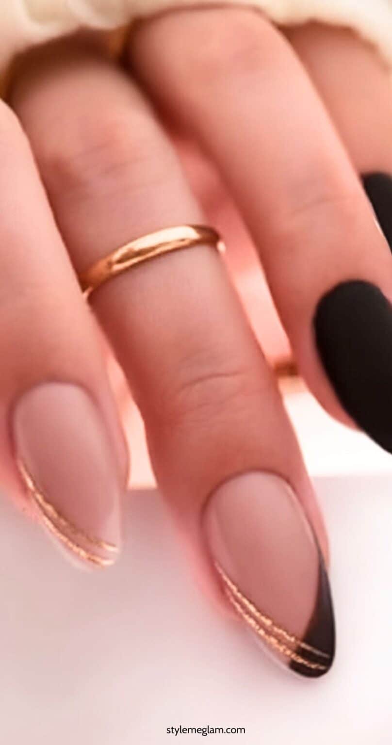 13 Classy & Chic New Year's Eve Nails to Copy
