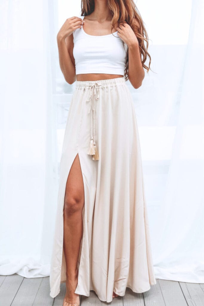 48 Popular Beach Outfits for Women for Your Summer Vacay