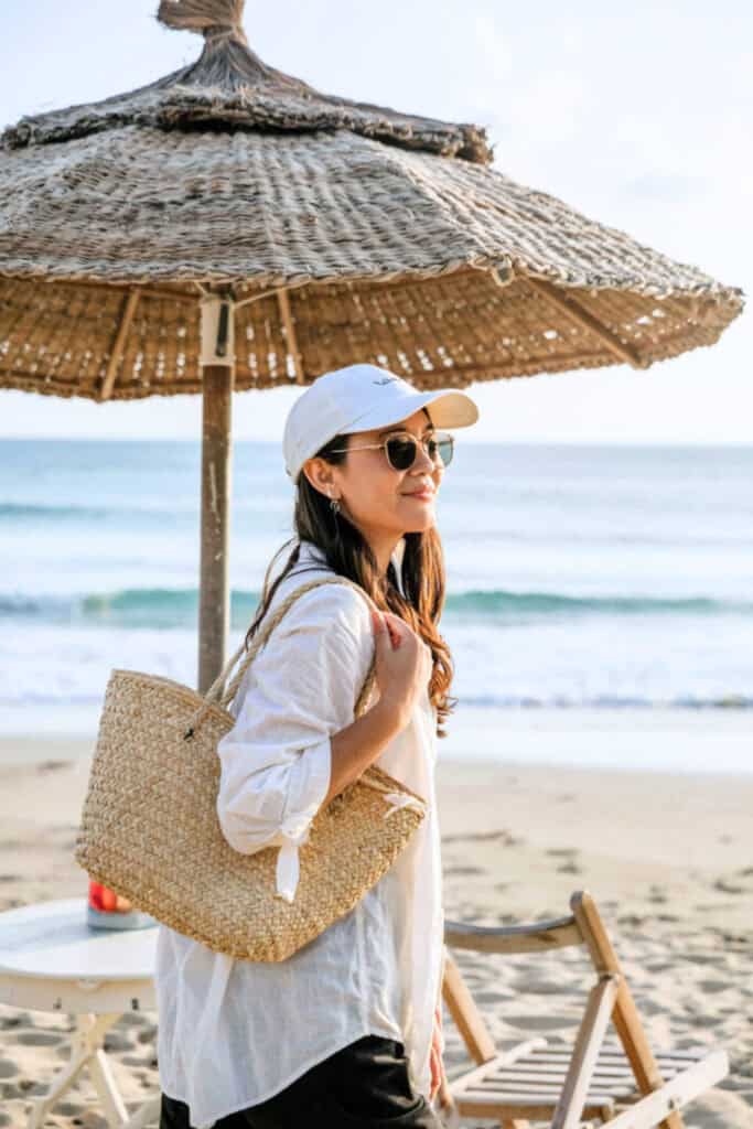 48 Popular Beach Outfits for Women for Your Summer Vacay