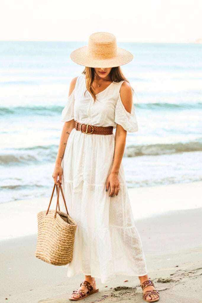 48 Popular Beach Outfits for Women for Your Summer Vacay