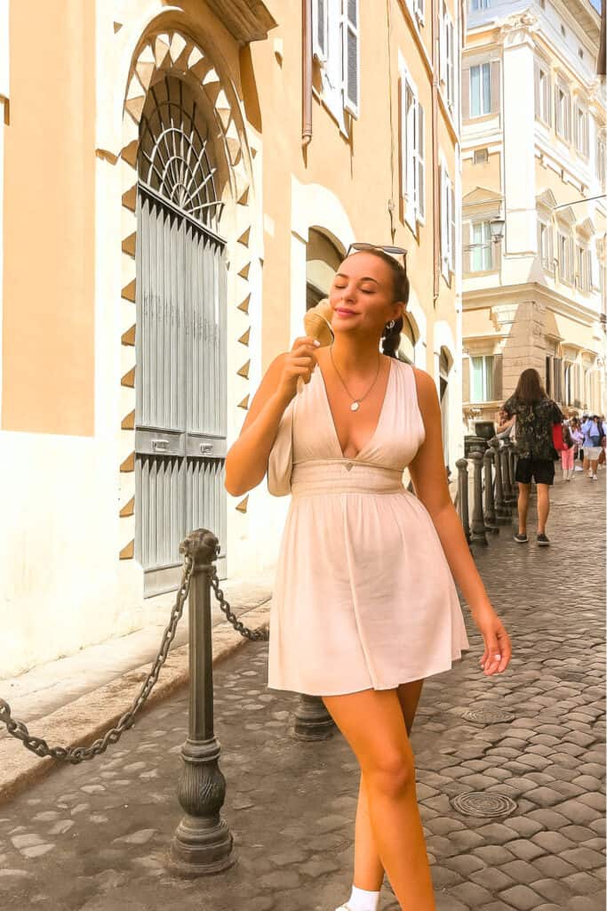 What to Wear in Italy: 15 Chic Italy Outfits For Travel