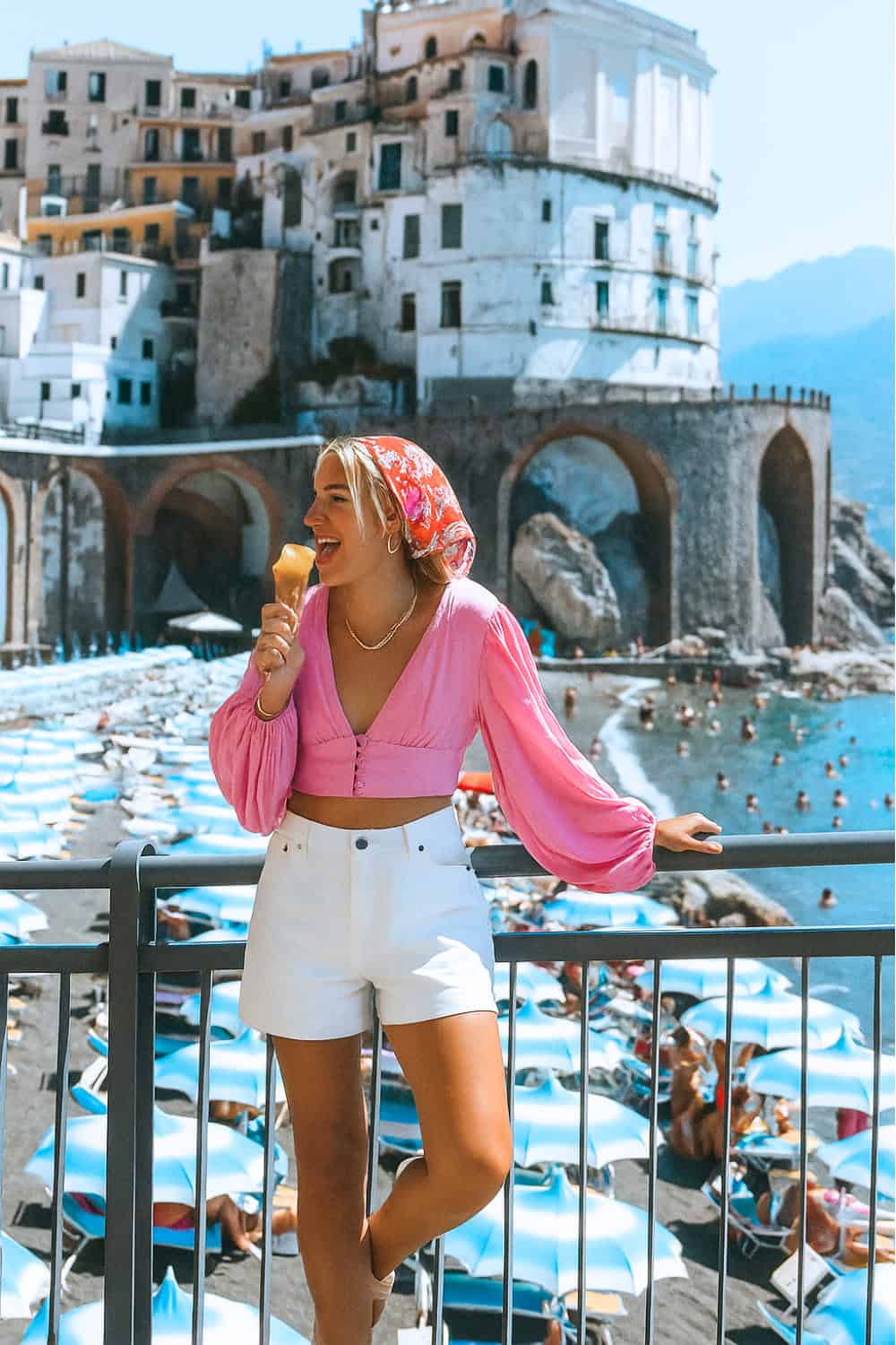 What to Wear in Italy: 15 Chic Italy Outfits For Travel