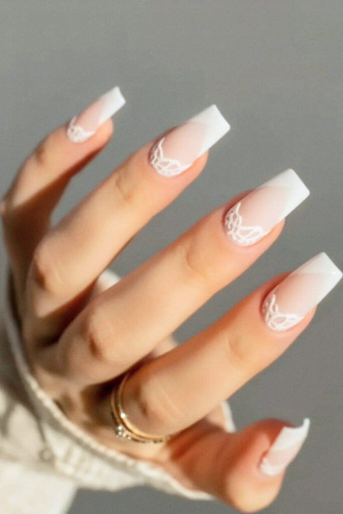 31 Favorite Neutral Fall Nails for Autumn