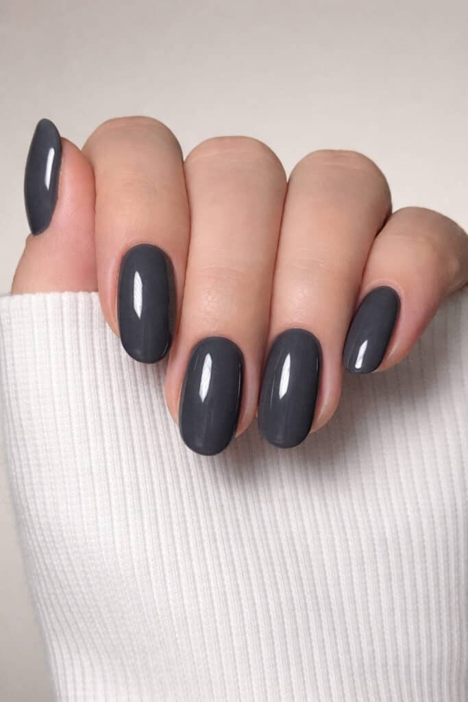 27 Stylish January Nail Ideas (Chic & Cute)