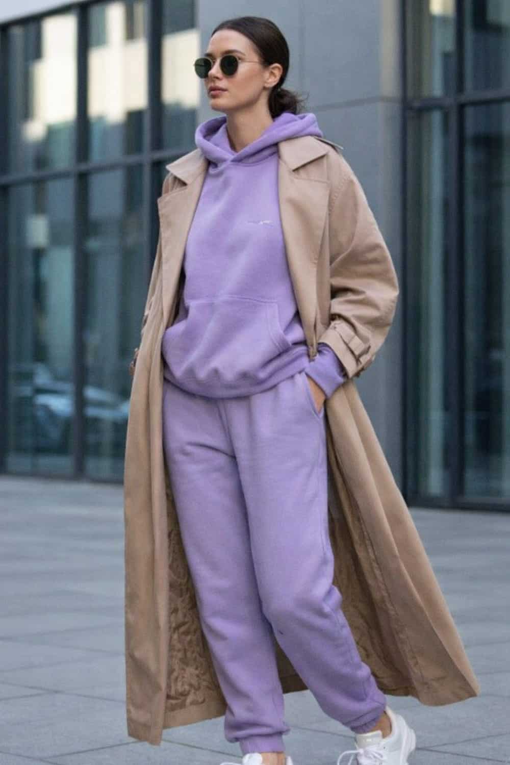 21 + Ways to Dress Up Sweatpants for an Everyday Relaxed Style